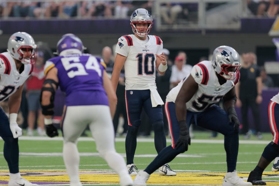 Evan Silva’s Matchups: Raiders at Patriots | Establish The Run