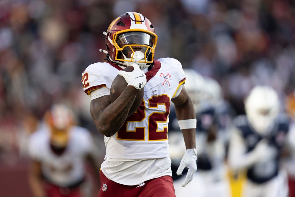 Strength in Numbers: Actionable Week 17 Stats | Establish The Run